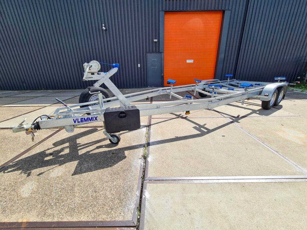 Boottrailer huren - Nemrod Boten